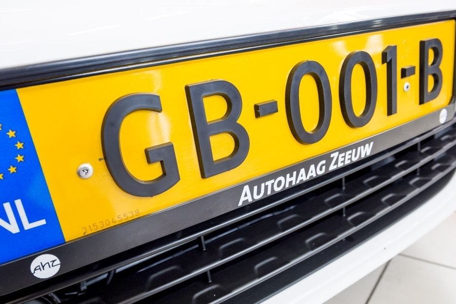 Hoe kun je een auto natrekken?